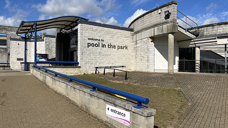 Lib Dem Council to keep Pool in the Park open - Woking Liberal Democrats